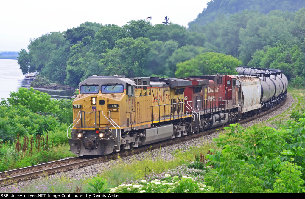 UP 7081, CP"s River Sub.